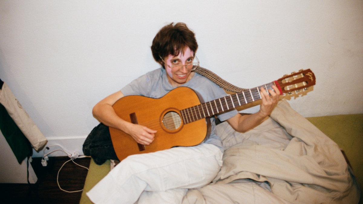 Lomelda – Hannah Sun – The Predatory Wasp