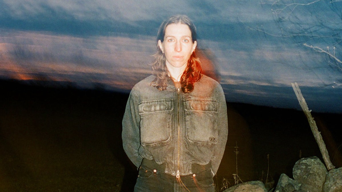 Elori Saxl – It Will Be Gone – The Predatory Wasp